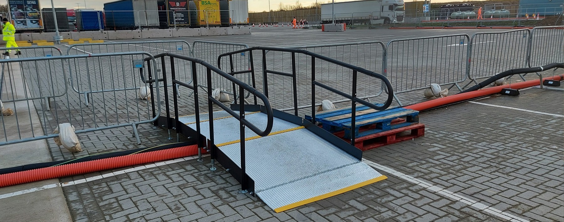 A Modular Walkway For A Lorry Park, Kent | Rapid Ramp