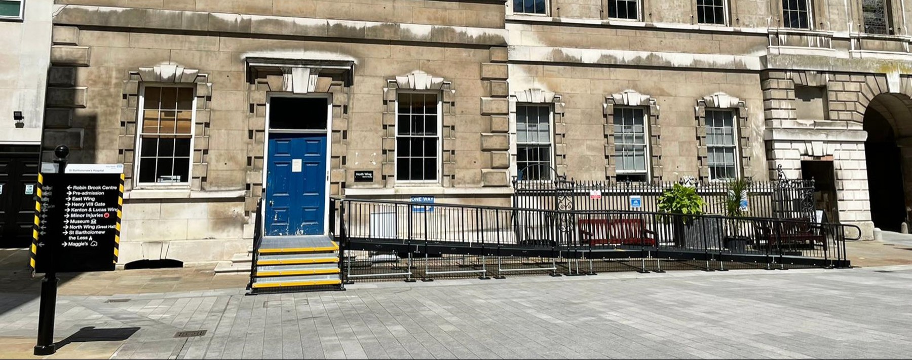 Public access ramps to buildings. Commercial ramps | Rapid Ramp