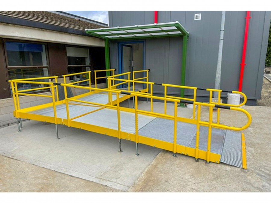 an L shape ramp configuration, Conquest Hospital | Rapid Ramp Case Study