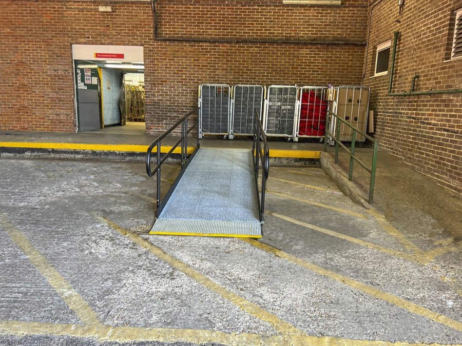 Ramps for a trolley, Royal Mail Group Ltd | Rapid Ramp Case Study