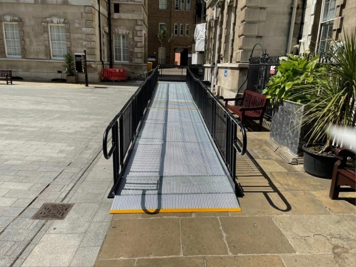 Ramp to the Grade 1 list Hospital St Bartholomew’s Hospital | Rapid Ramp