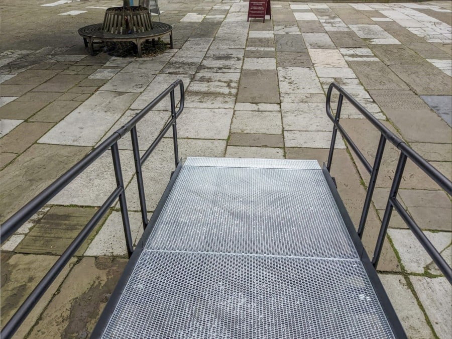 St James's Church Ramp, Piccadilly
