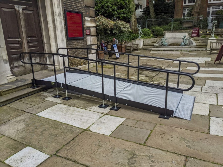 St James's Church Ramp, Piccadilly